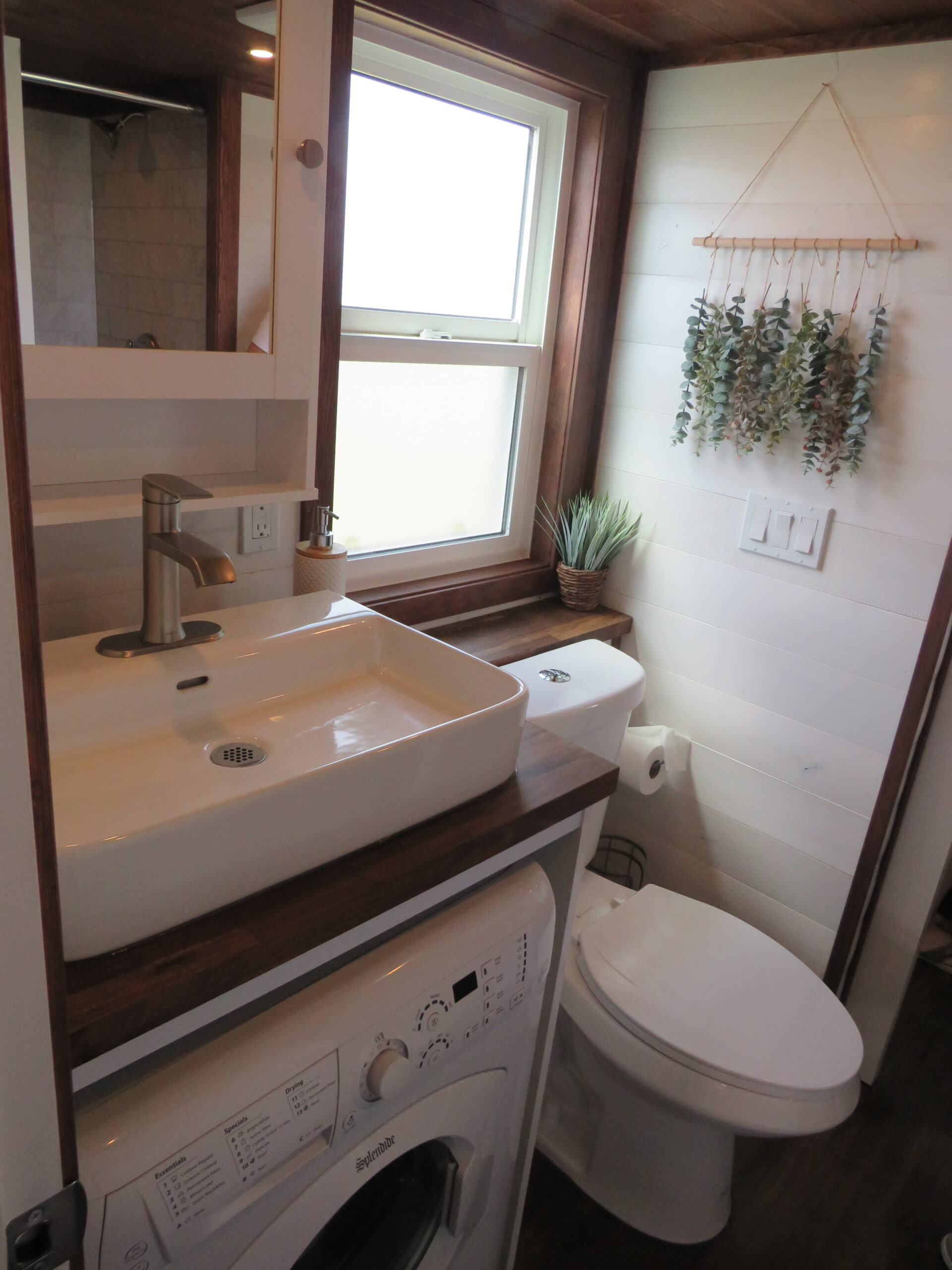 ZeroSquared Tiny Homes Review - Super Tiny Homes