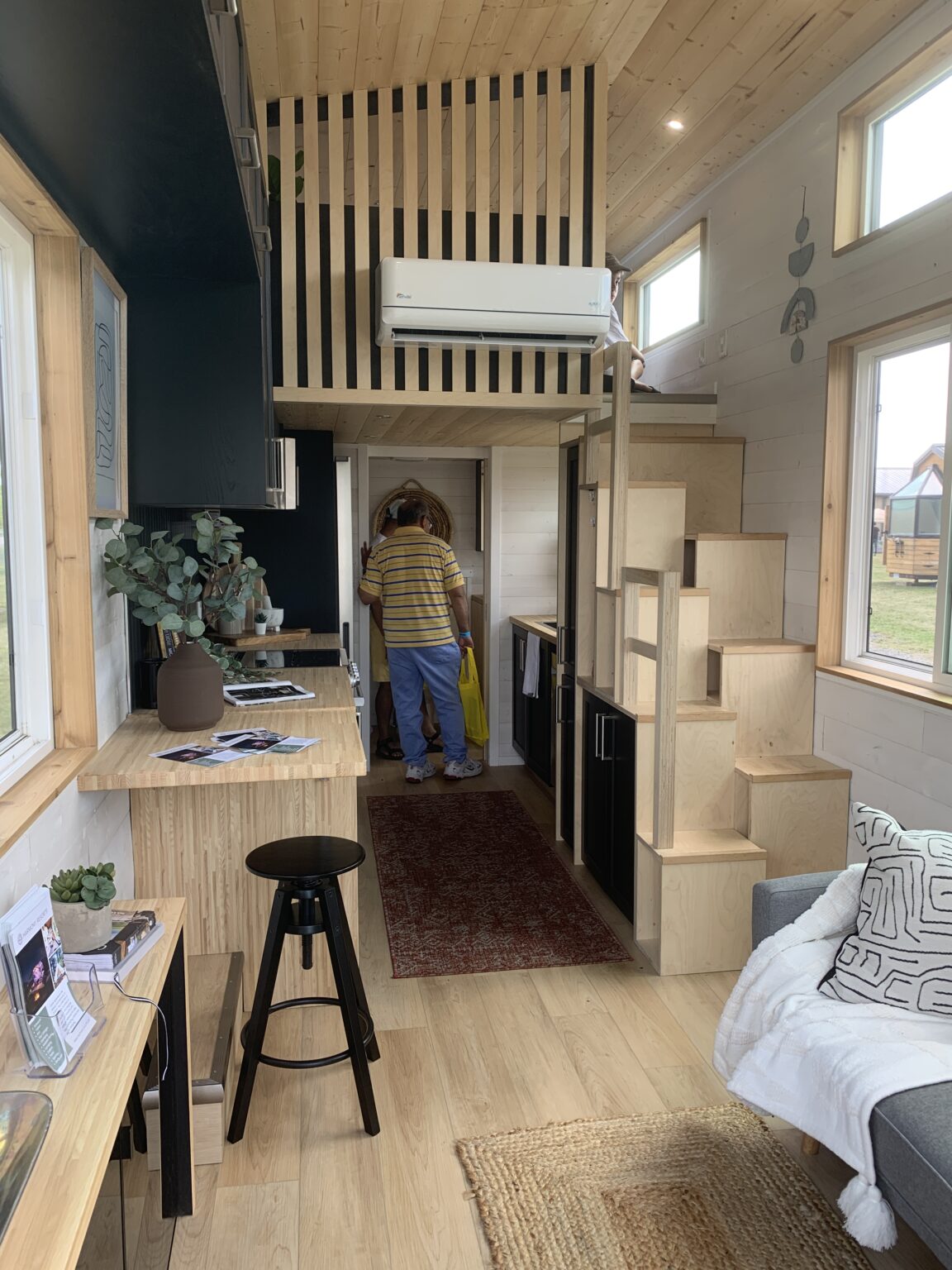 5 Best Tiny Home Builders in Virginia - Super Tiny Homes